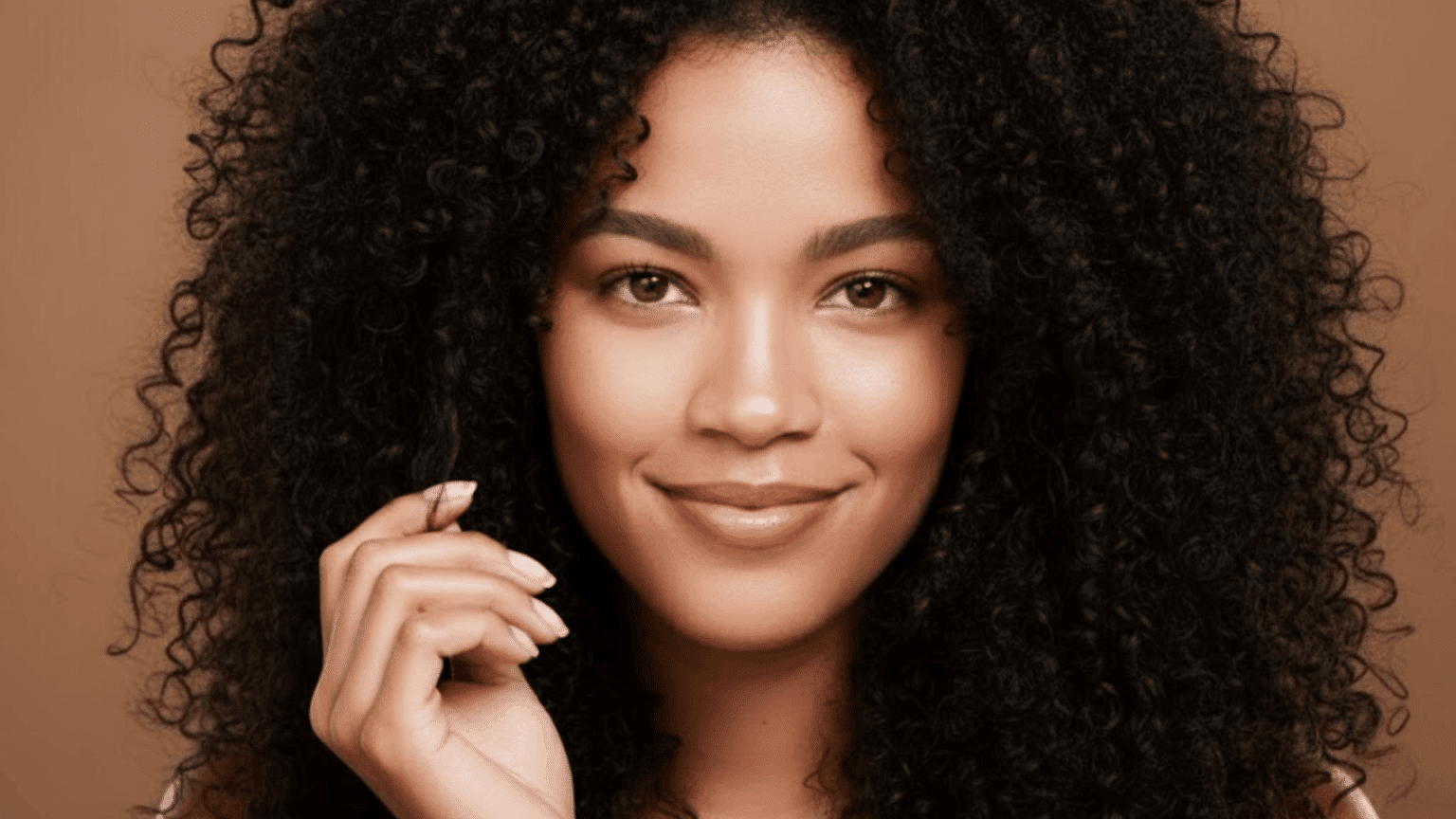Damp Hair Meaning, Styling Ideas, and Drying Basics - Stemsontx