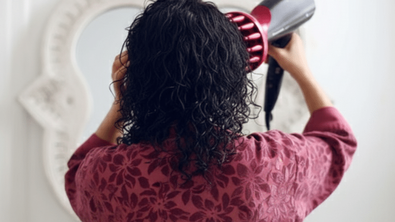 Damp Hair Meaning, Styling Ideas, and Drying Basics - Stemsontx